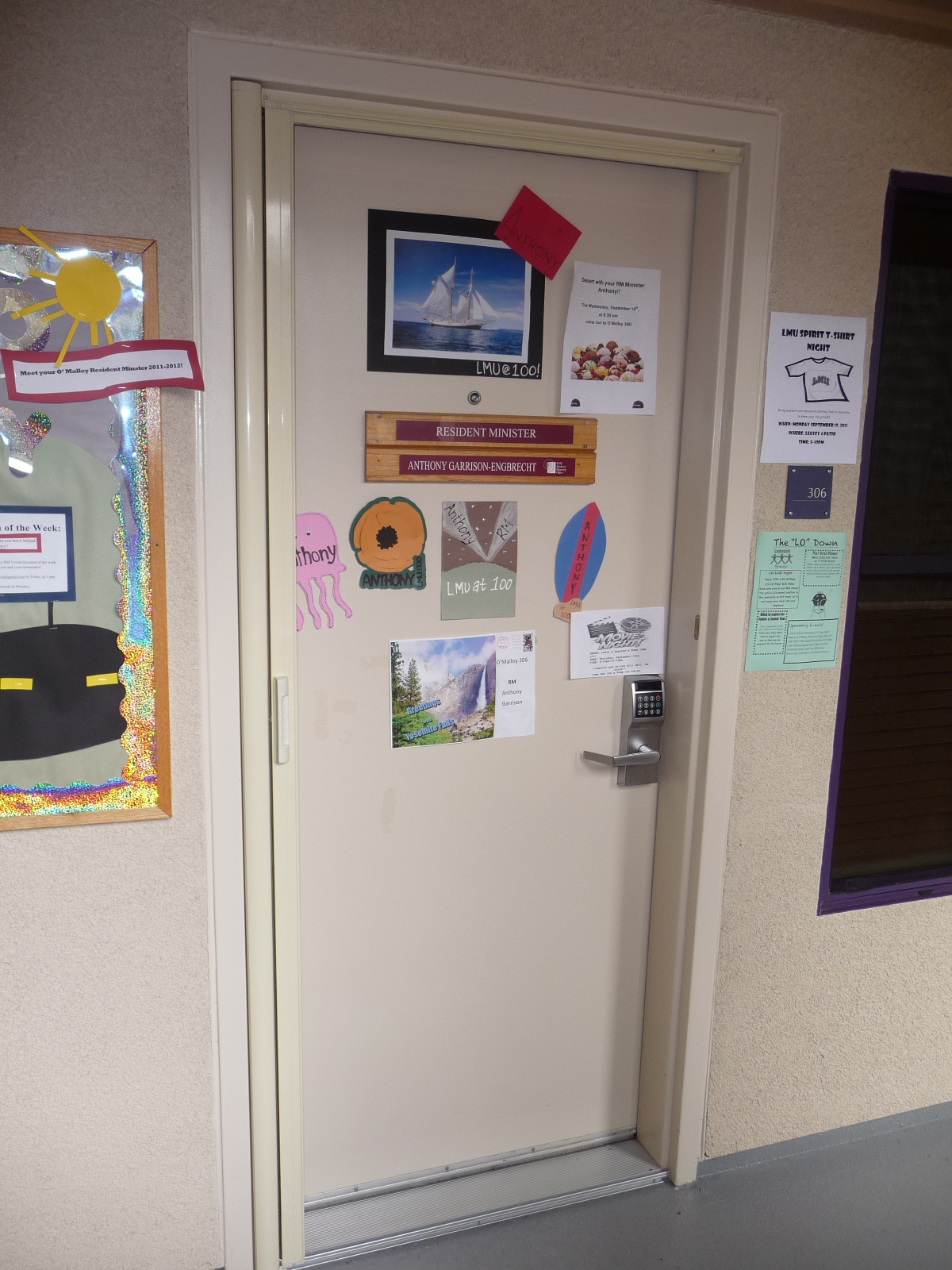 Commercial Door Retractable Screen Doors | Classic Improvement Products