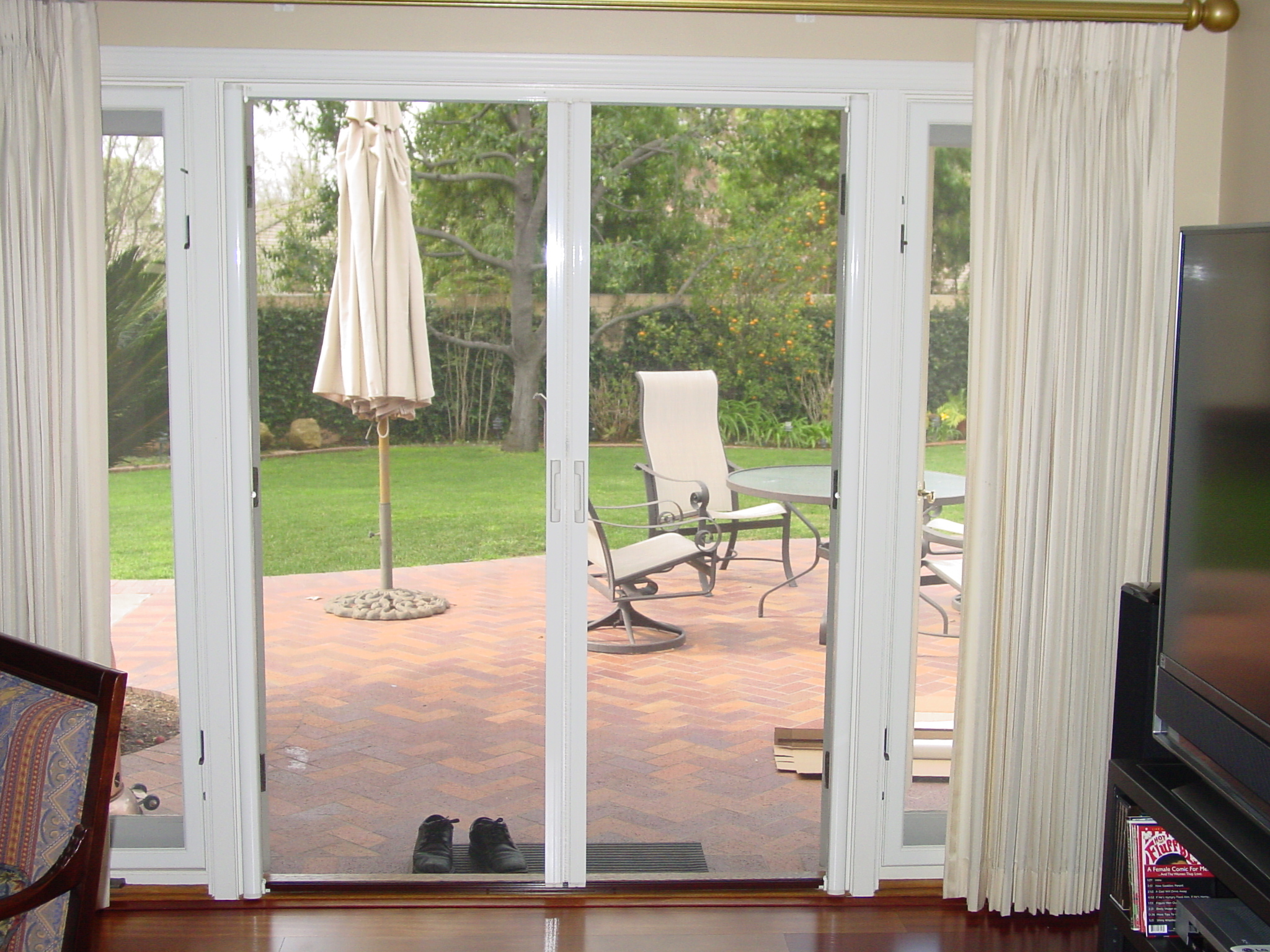 Double Door Retractable Screen Doors | Classic Improvement Products