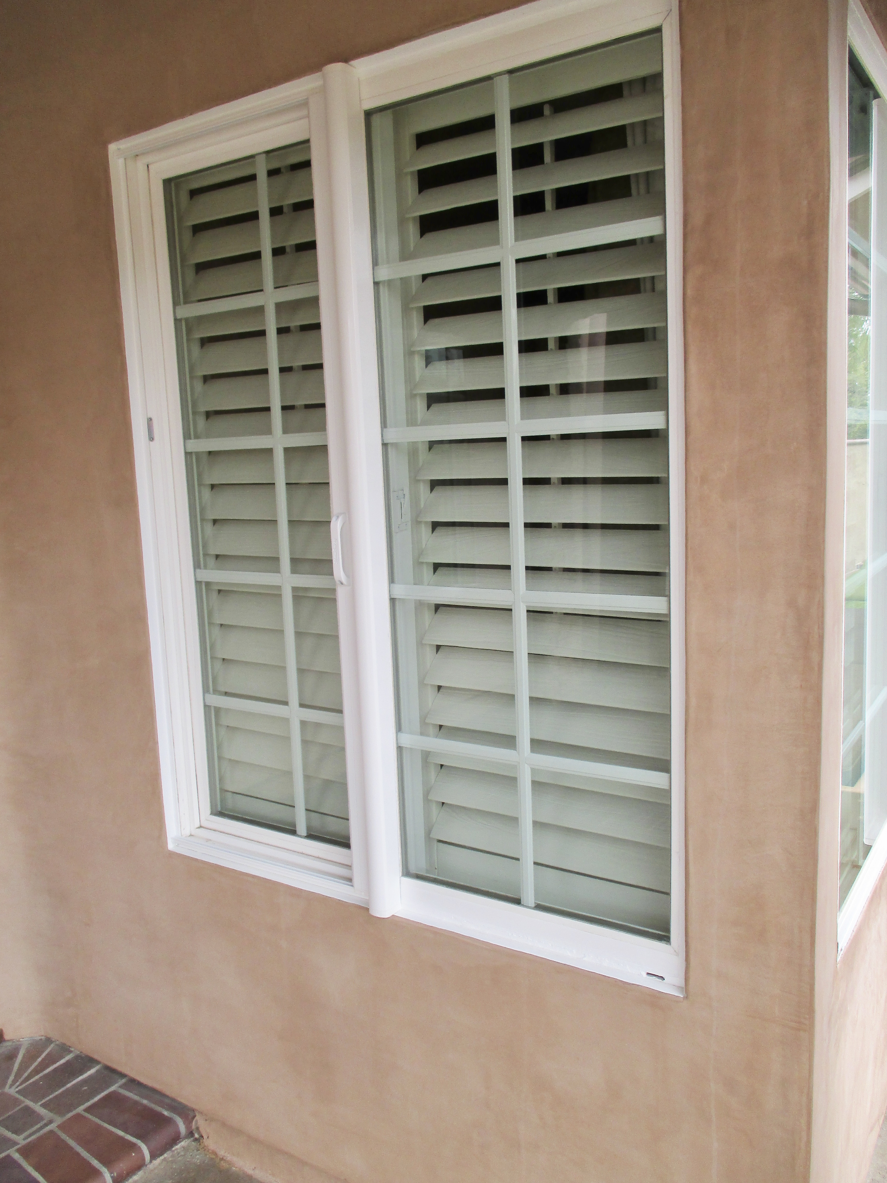 Retractable Window Screens | Classic Improvement Products