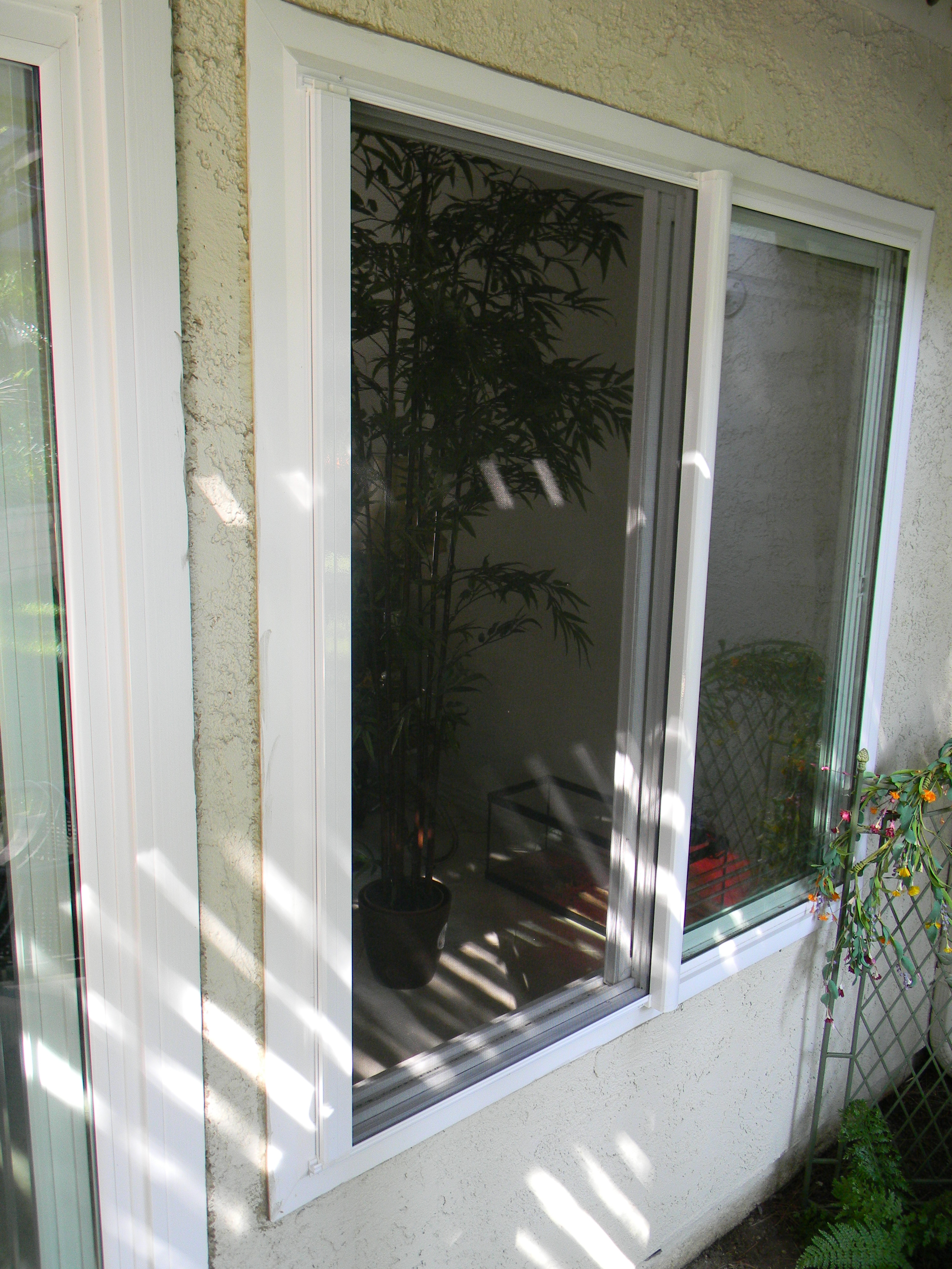 Retractable Window Screens | Classic Improvement Products