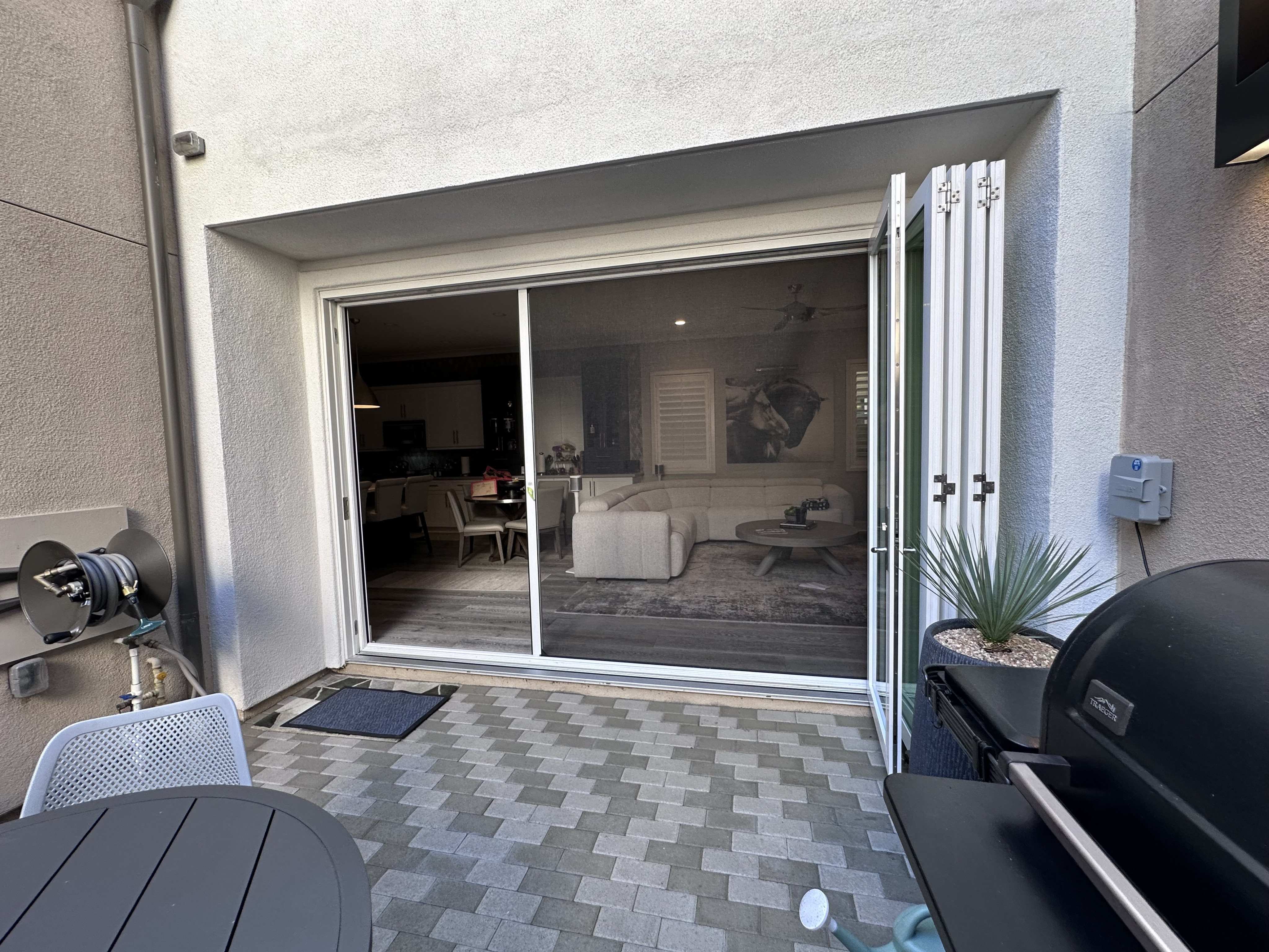 Single Door VistaView Screens | Classic Improvement Products